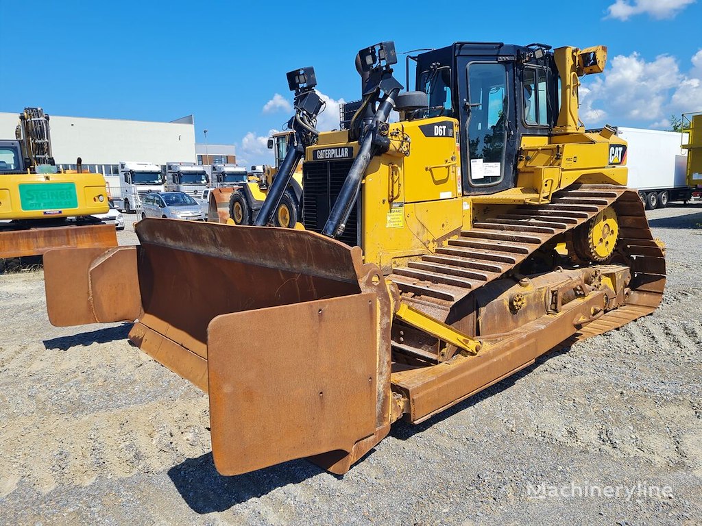 Caterpillar D6T LGP buldožer