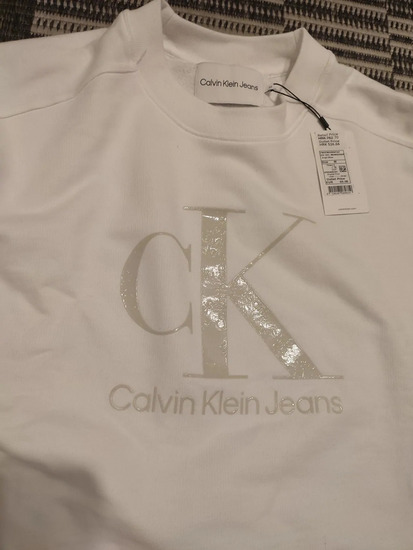 Duks "Calvin Klein" Novo