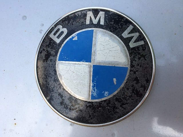 Prednji znak za BMW e30