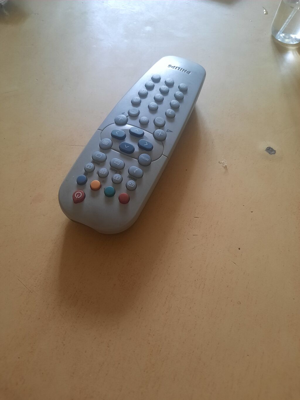 Daljinski za tv,televizor Philips. Ispravan