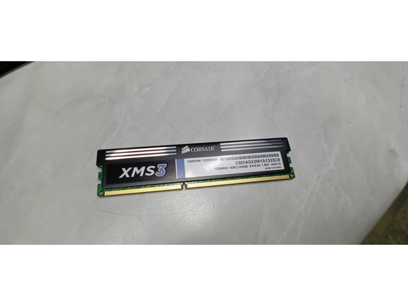 ddr3 4gb corsair ispravna 1333mhz