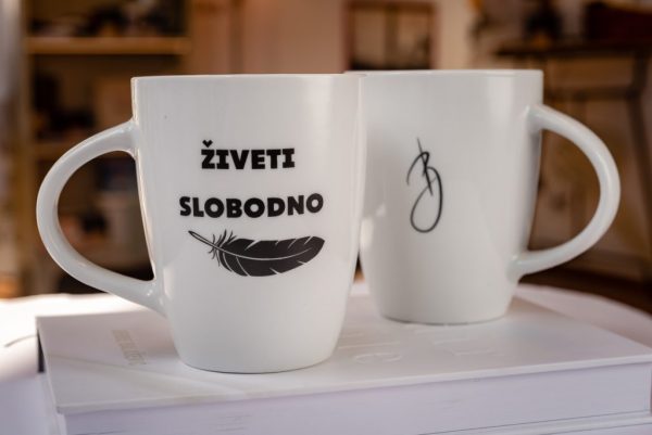 Šalica “Živeti Slobodno”