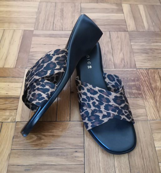 %SALE% NOVE SAVRŠENE ANIMAL PRINT PAPUČE, ITALY