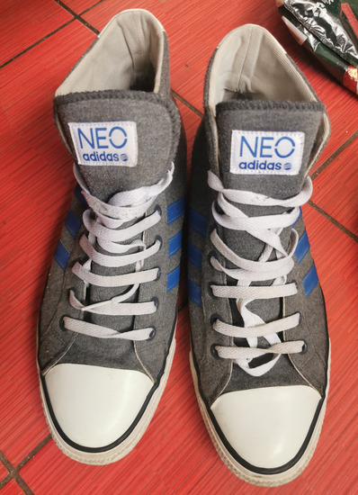 Adidas NEO 44 - ORIGINAL