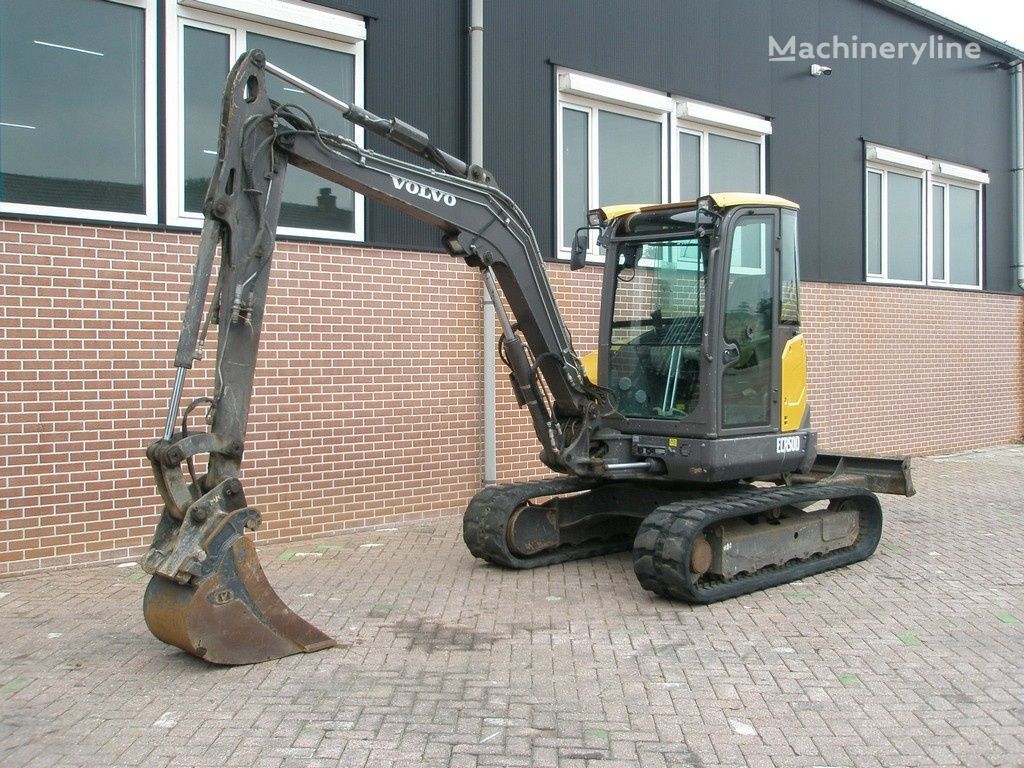 Volvo ECR50D mini bager