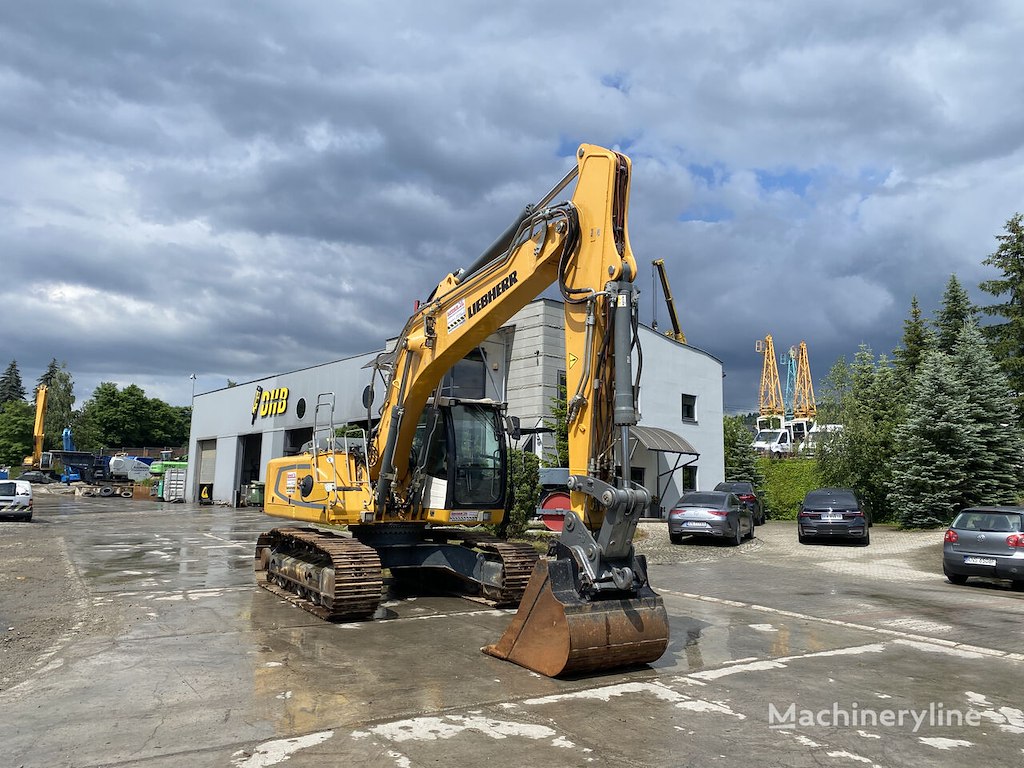 Liebherr R924LC bager guseničar