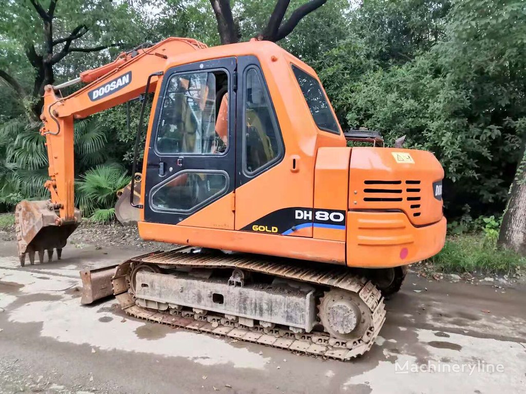 Doosan DH80 bager guseničar