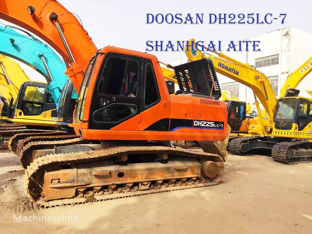 Doosan DH225LC-7 bager guseničar