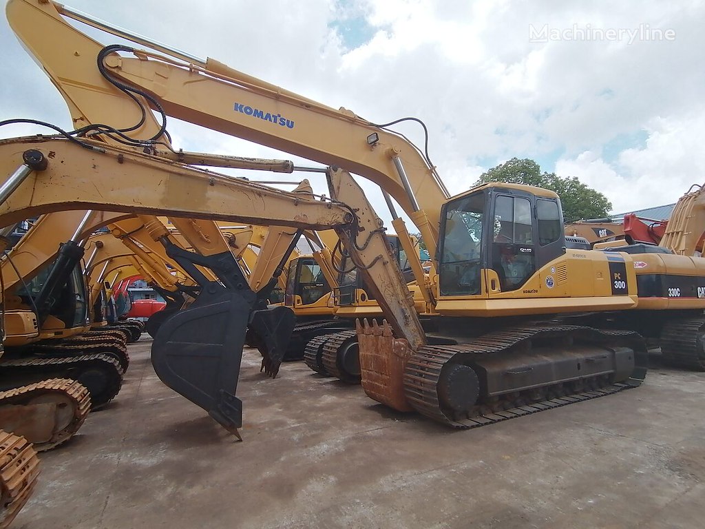 Komatsu PC300 bager guseničar