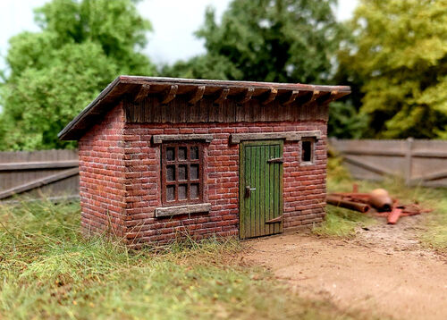 Model scene 96527 Brick Shed (N)