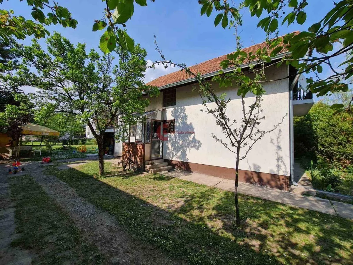 Prodaja, kuća, 130m2, Mali Radanovac, Subotica