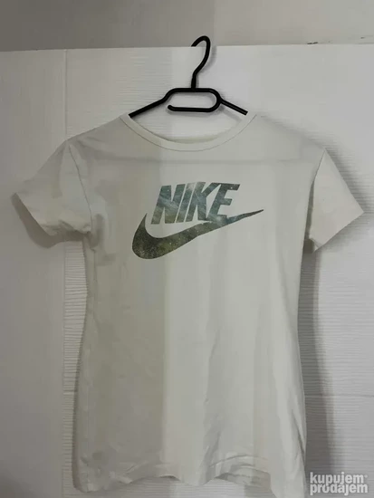 Nike i guess majice S/M (nisu original)