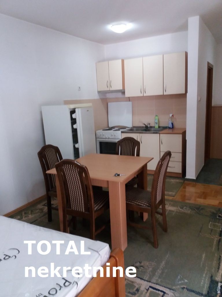 Stan,NOVI SAD,BULEVAR EVROPE 32.00m2,115360€ , ID: 1091764