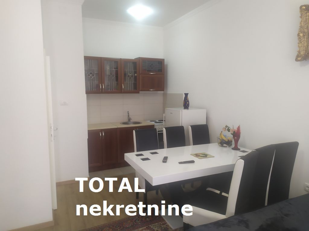 Stan,NOVI SAD,CENTAR 22.00m2,66950€ , ID: 1094061