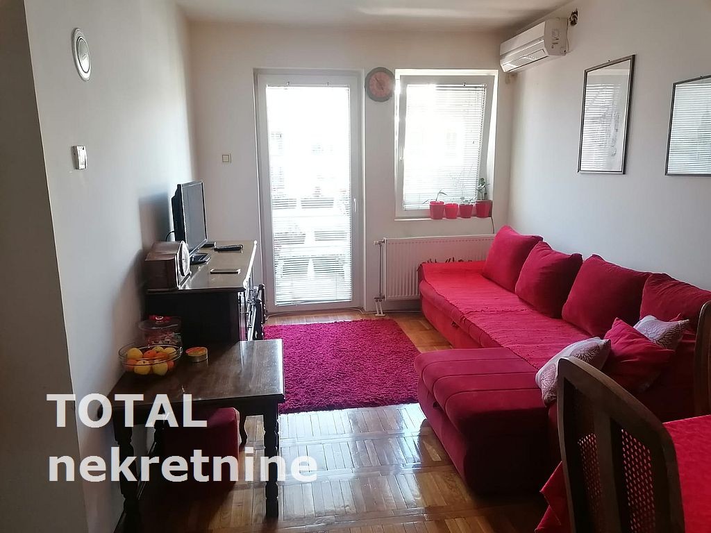 Stan,NOVI SAD,CENTAR 60.00m2,106090€ , ID: 1093358