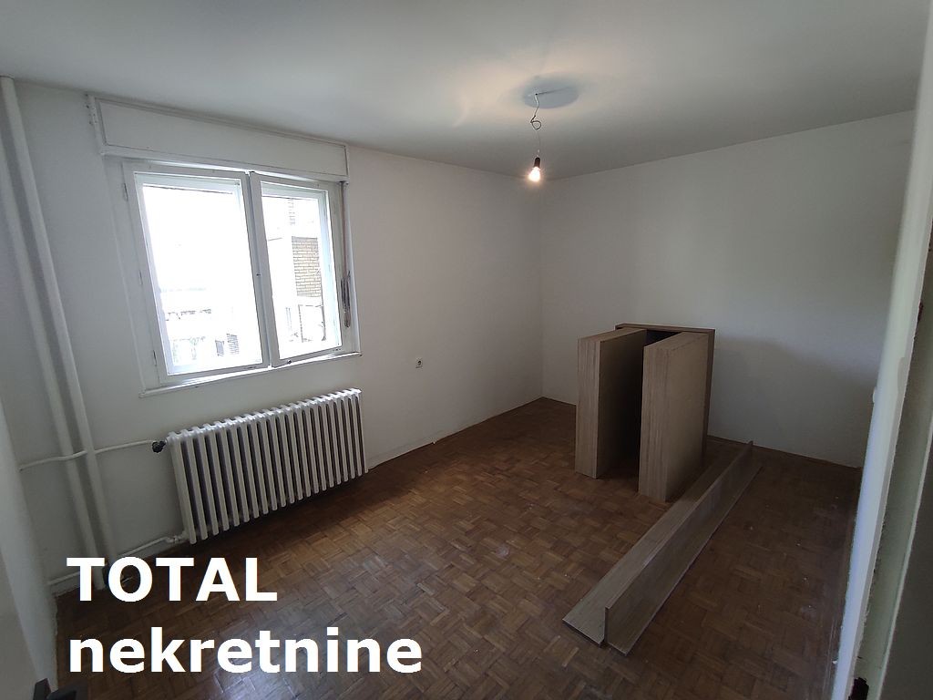 Stan,NOVI SAD,CENTAR 64.00m2,133900€ , ID: 1096155