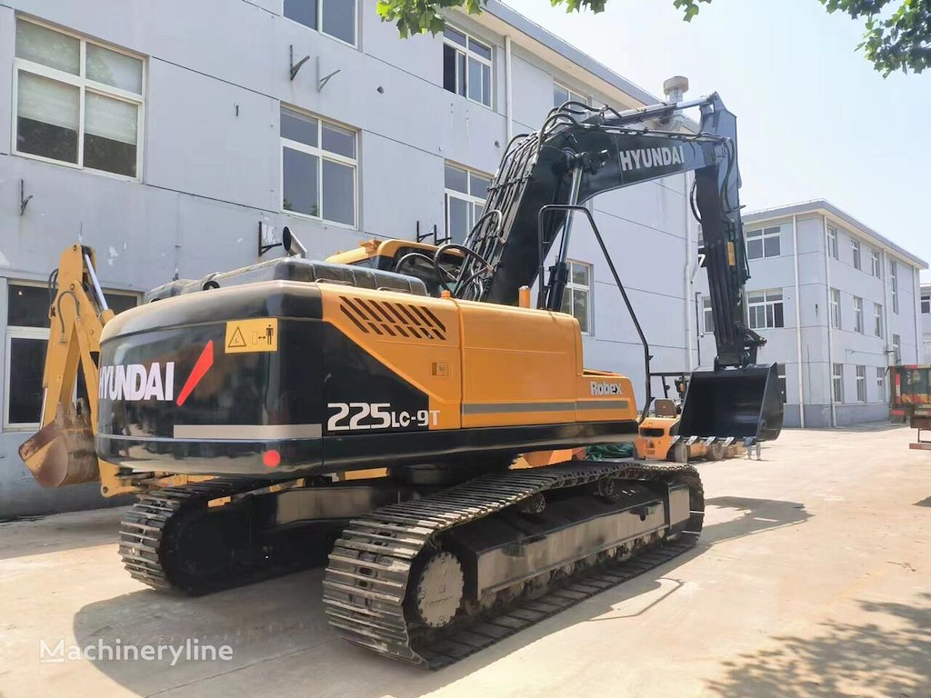 Hyundai 225LC-9T excavator Hyundai brand bager guseničar