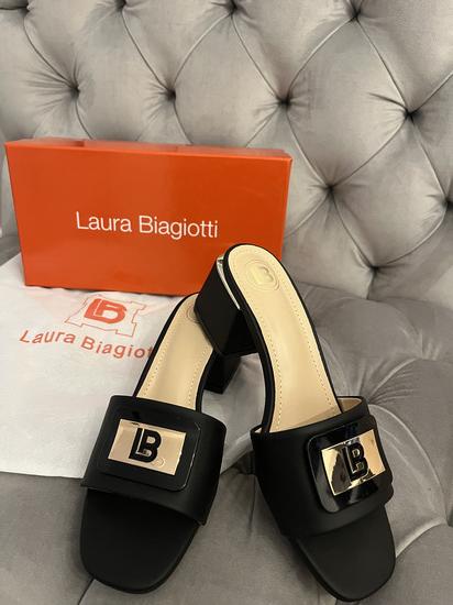 Original nove Laura Biagiotti papuče