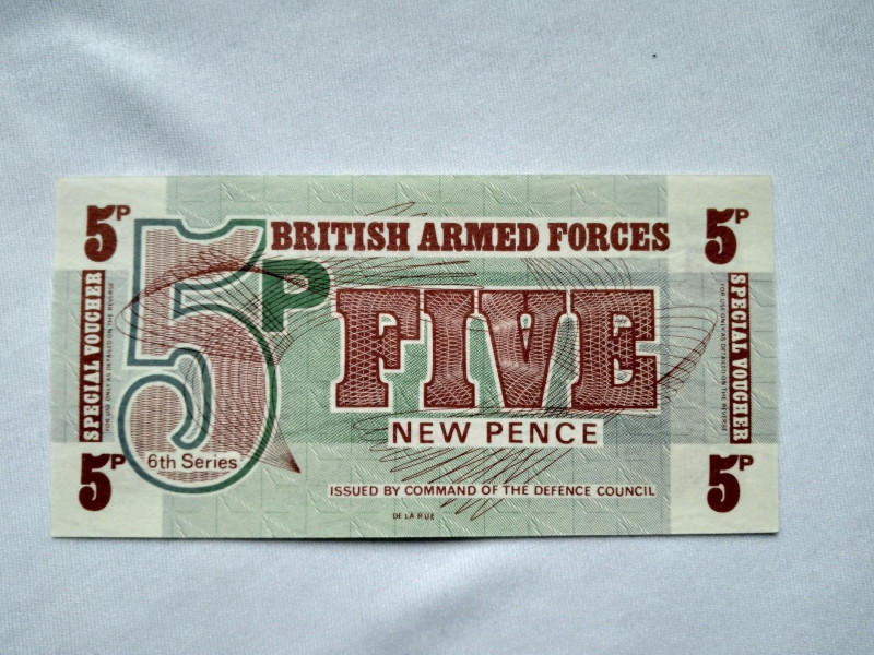 Britis armed forces 5 new pence,1972 god.UNC