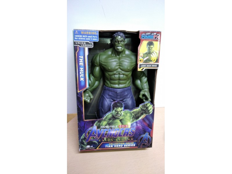 Hulk figura 29cm zvucna