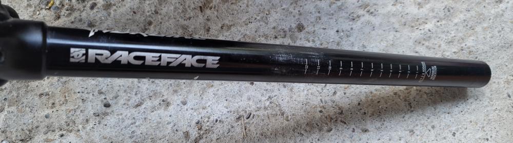 Race face turbine 27.2 400mm