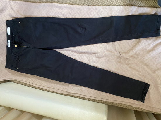 skinny guess pantalone