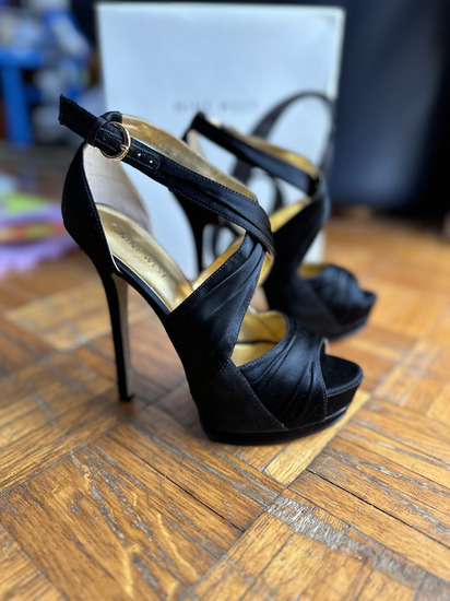 Nine West štikle