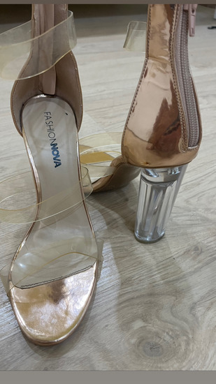 Fashion Nova samdale