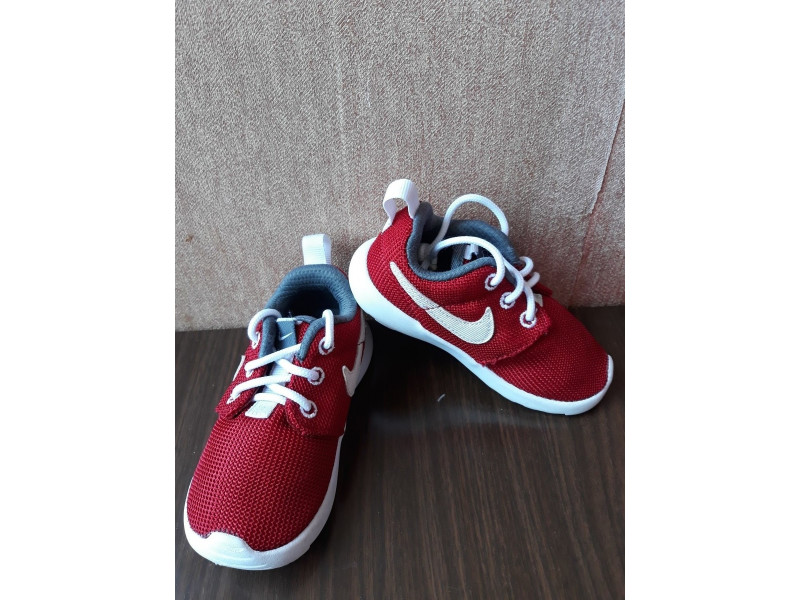 PATIKE "NIKE" br. 23.5/14,5cm.