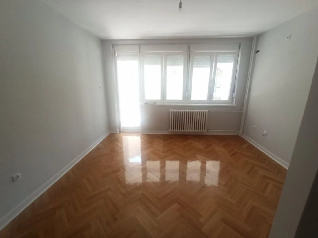 Prodaja, četvorosoban stan, 92m2, Podbara, Novi Sad, Novi Sad