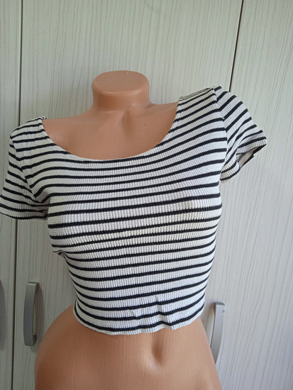 H&m prugasti crop top tegljiv m