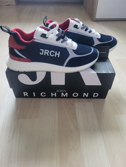 Original John Richmond patike. Broj 42