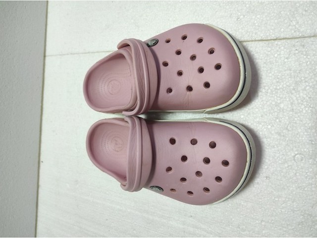 Crocs papuce  j2 33-34