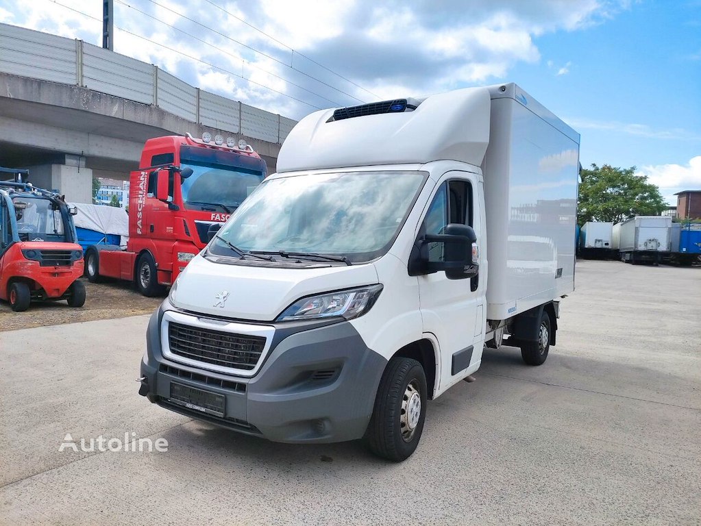 Peugeot Boxer kamion hladnjača < 3.5t nakon udesa