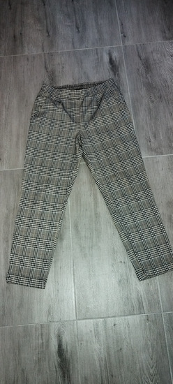 Karirane pantalone nove 7/8