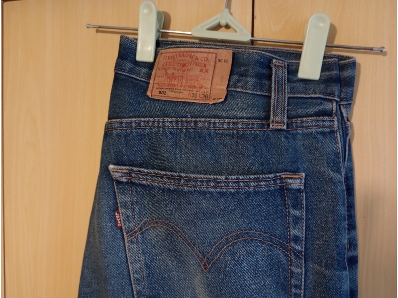 LEVIS 501 W33 L36(30) skraćene broj 43.