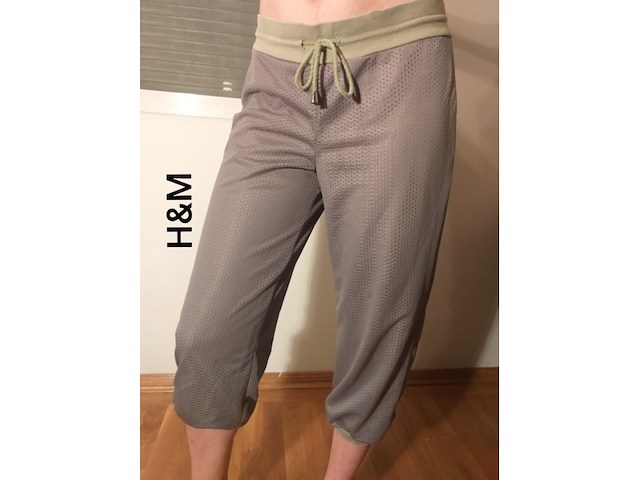 H&;M ženske pantalone bermude trenerka M