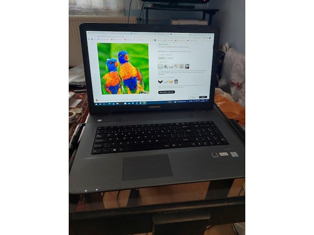 laptop Akoya 17 inch FHD i3/8 gb