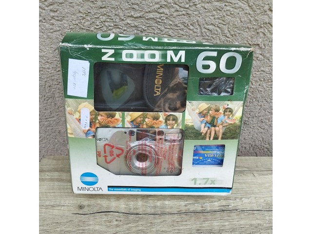 Minolta Zoom 60 nekorišćena u kutiji sa filmom