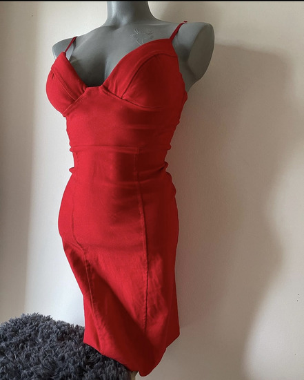 Sexy red haljina