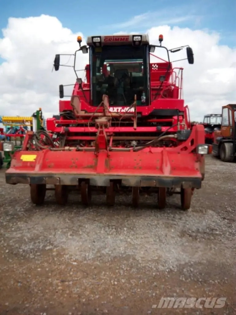 Grimme Maxtron 620 Beet Grower Harvester