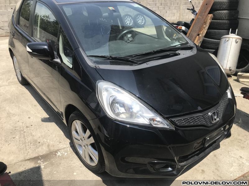 Honda Jazz Kompletan Auto U Delovima