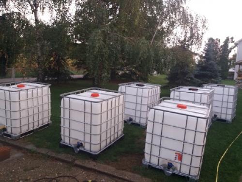 Plasticni IBC kontejneri cisterne od 1000 l