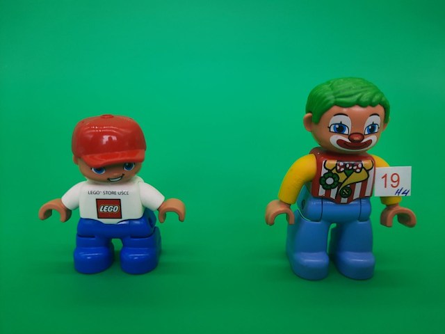 LEGO DUPLO dve figurice (K75-19H4)