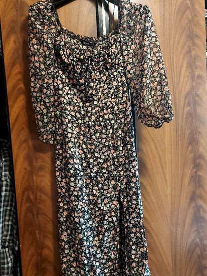 Zara prelepa haljina m / S