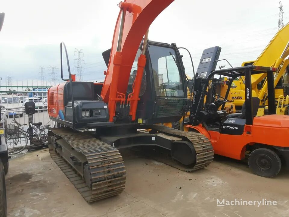 Hitachi ZX130 bager guseničar