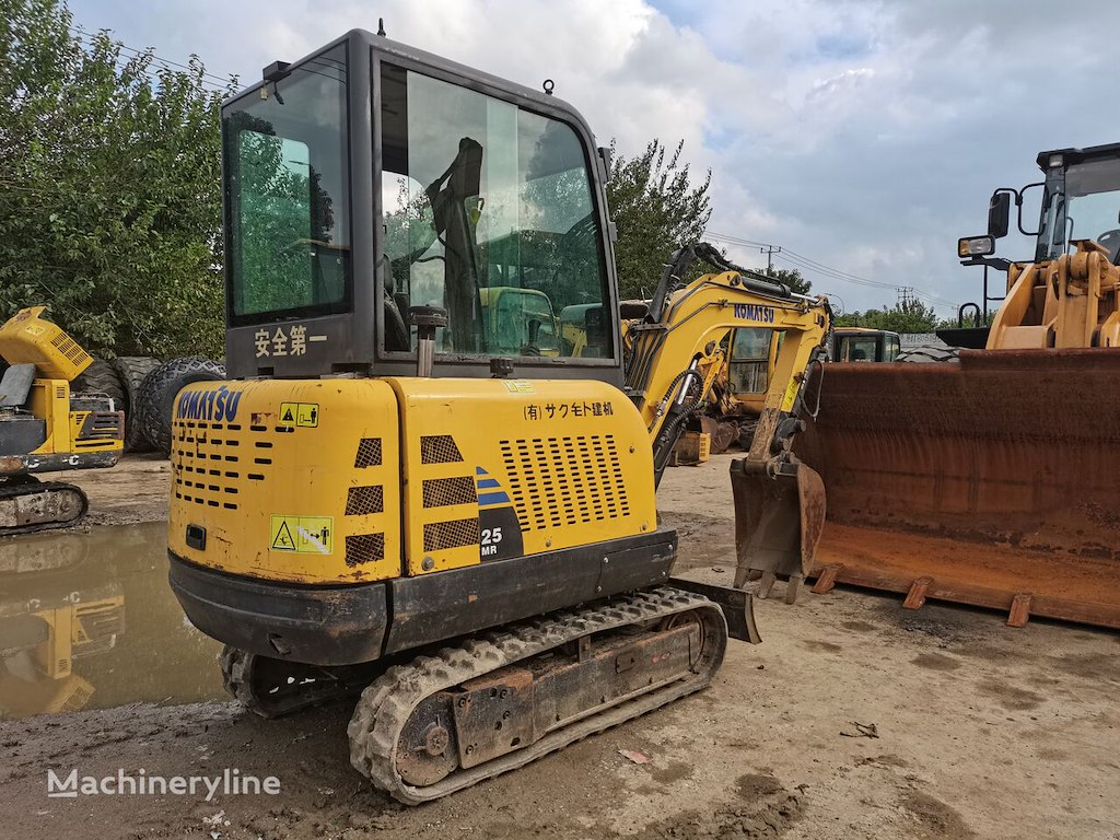 Komatsu PC25MR mini bager