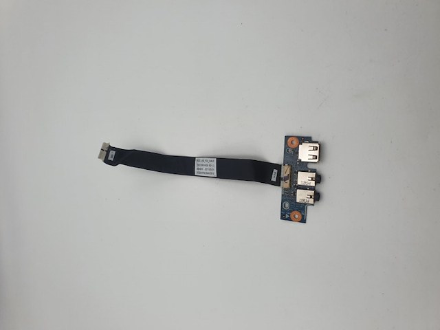 USB, audio konektor za  Asus A53U