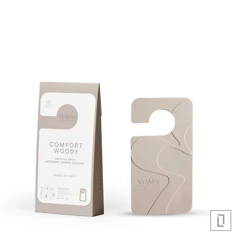 MR & MRS FRAGRANCE Mirisna kartica Comfort Woody bež