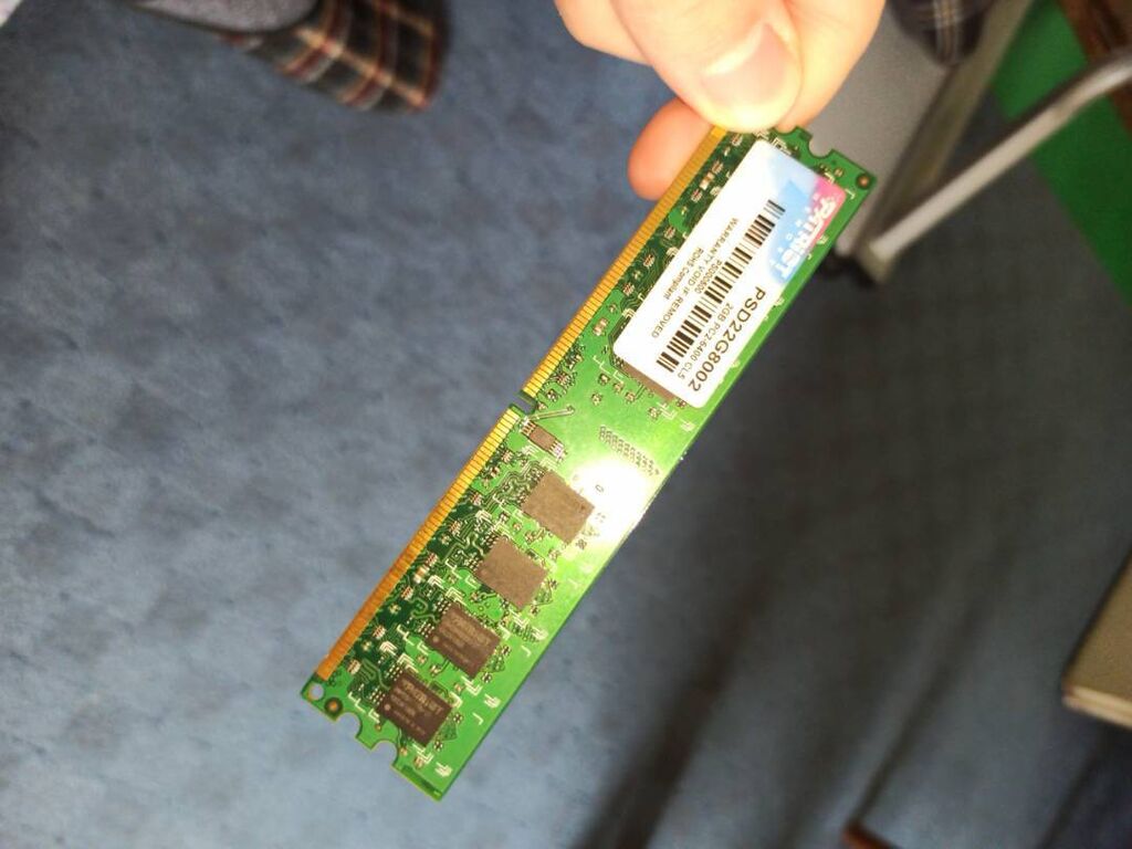 Patriot Ram Memorija 2GB DDR2 PSD22G8002, ide jedan modul kao na